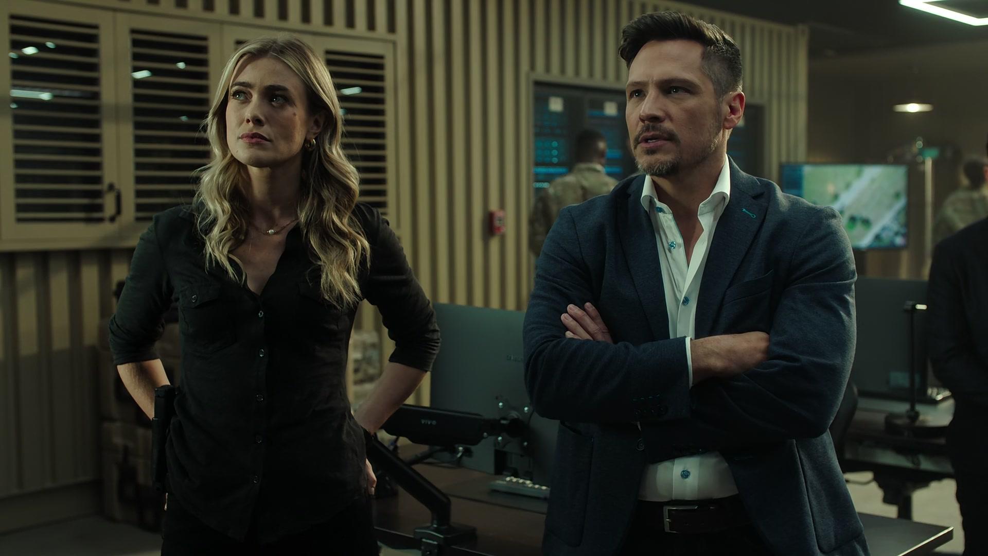 S01E03: Lowe - 1x03 0527 - Melissa Roxburgh Archives