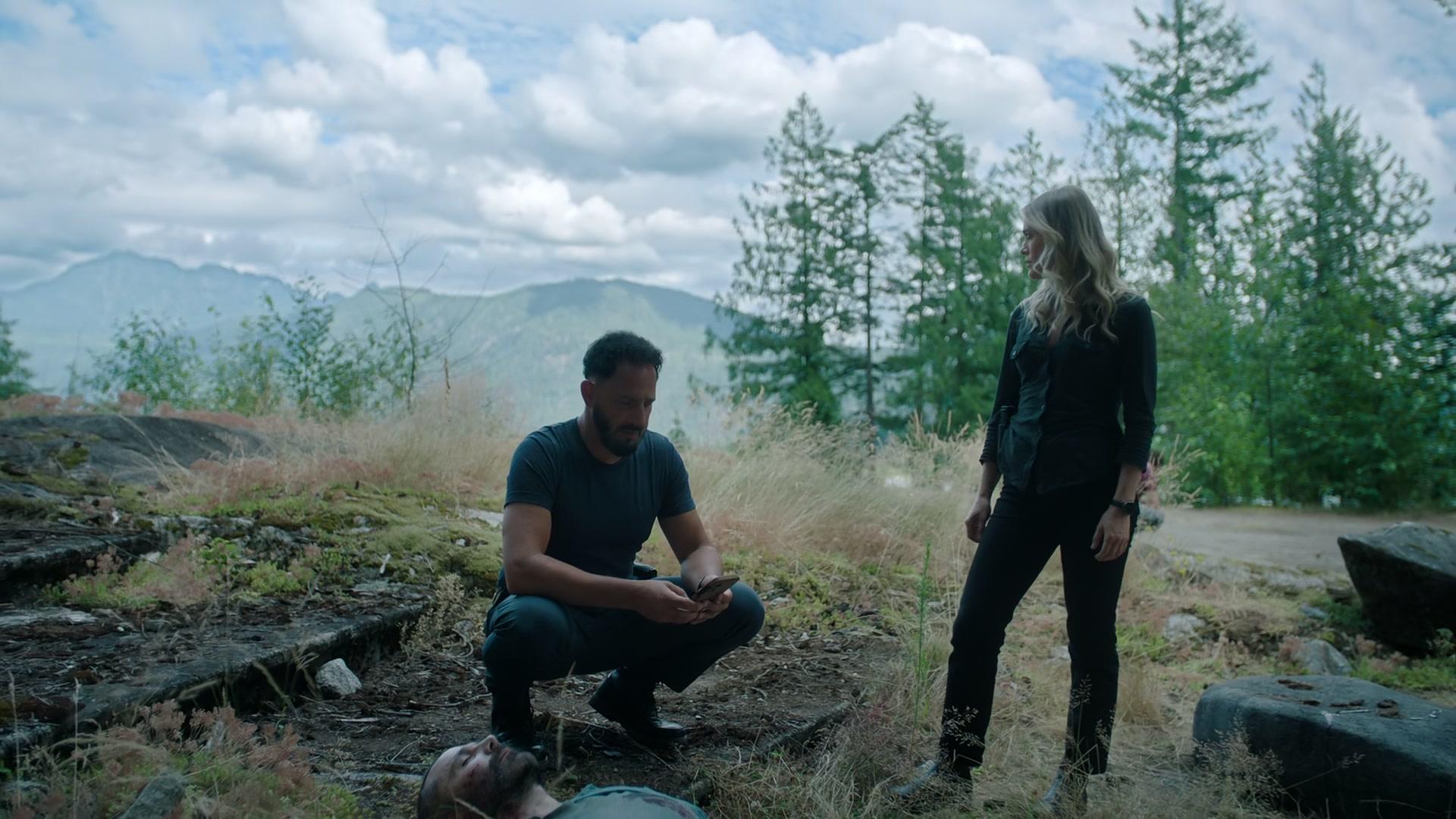 S01E03: Lowe - 1x03 0839 - Melissa Roxburgh Archives